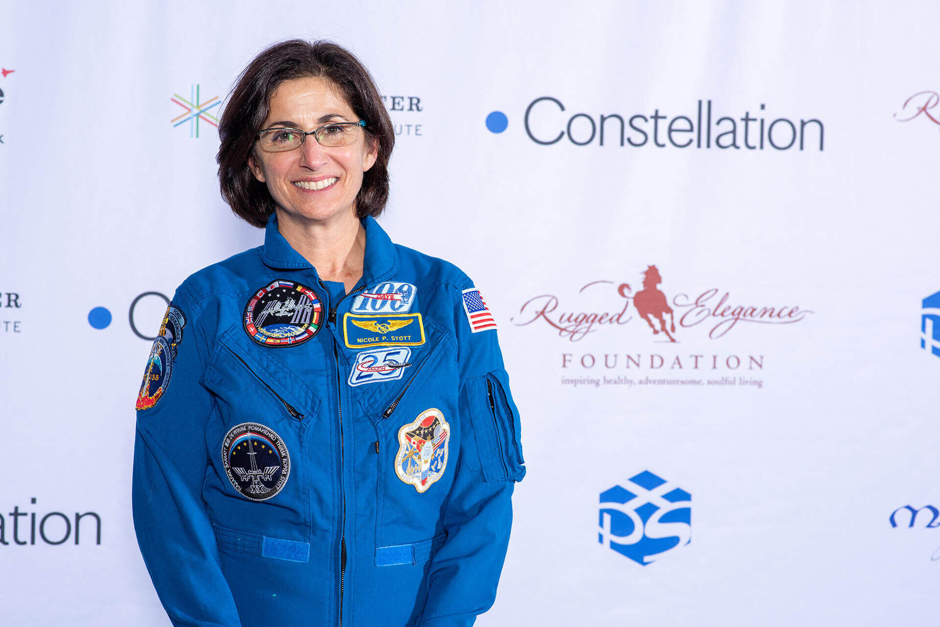 Apollo 8 celebration & Constellation – Spectacle Photo